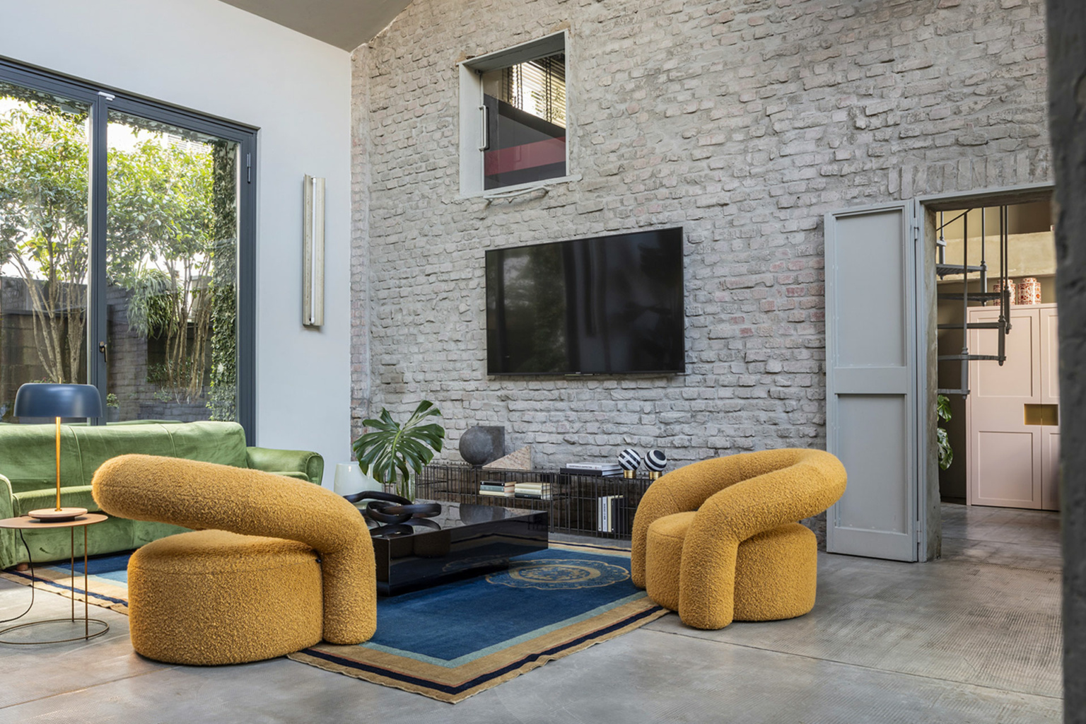 NORA – Mogg | Unlimited Design